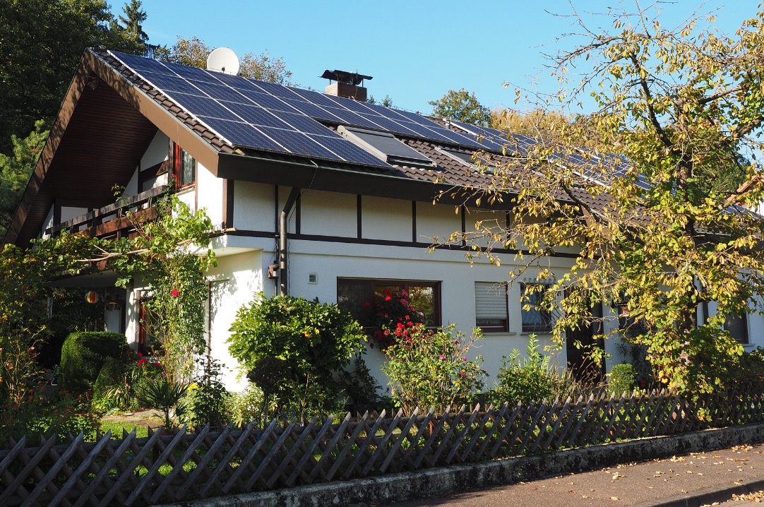 Tesla Model 2, Alu-Ionen oder Lithium-Eisenphosphat (LFP)-Batterie